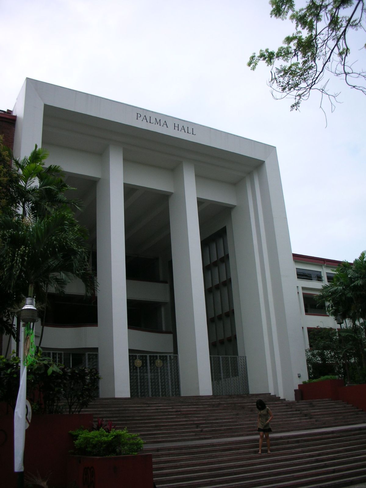 File:Palma Hall.JPG - Iskomunidad
